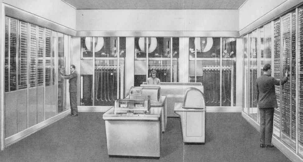 Efemerides de Tecnologia: 24 de enero (1948) IBM presenta el SSEC. El ...