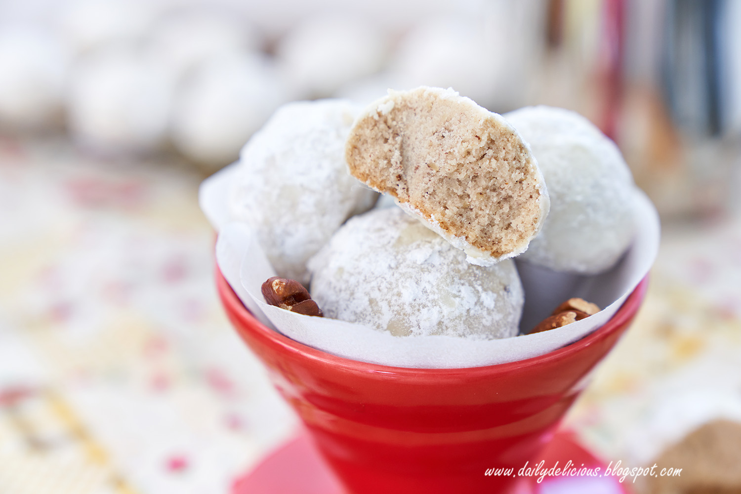dailydelicious: Pecan snowball cookies