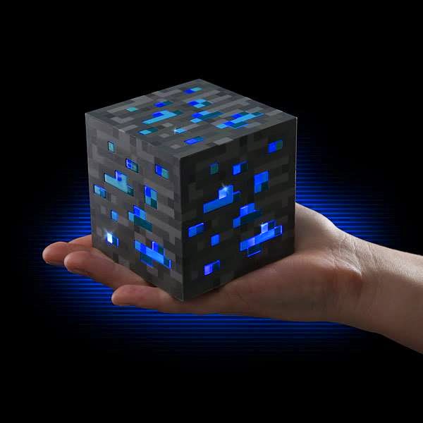 GALAXY-COMICS: Minecraft. Merchandising de Think Geek, ya en stock