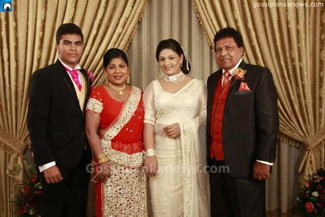 3 months after Wijaya Nandasiri passed away ... Devika to step on stage ...