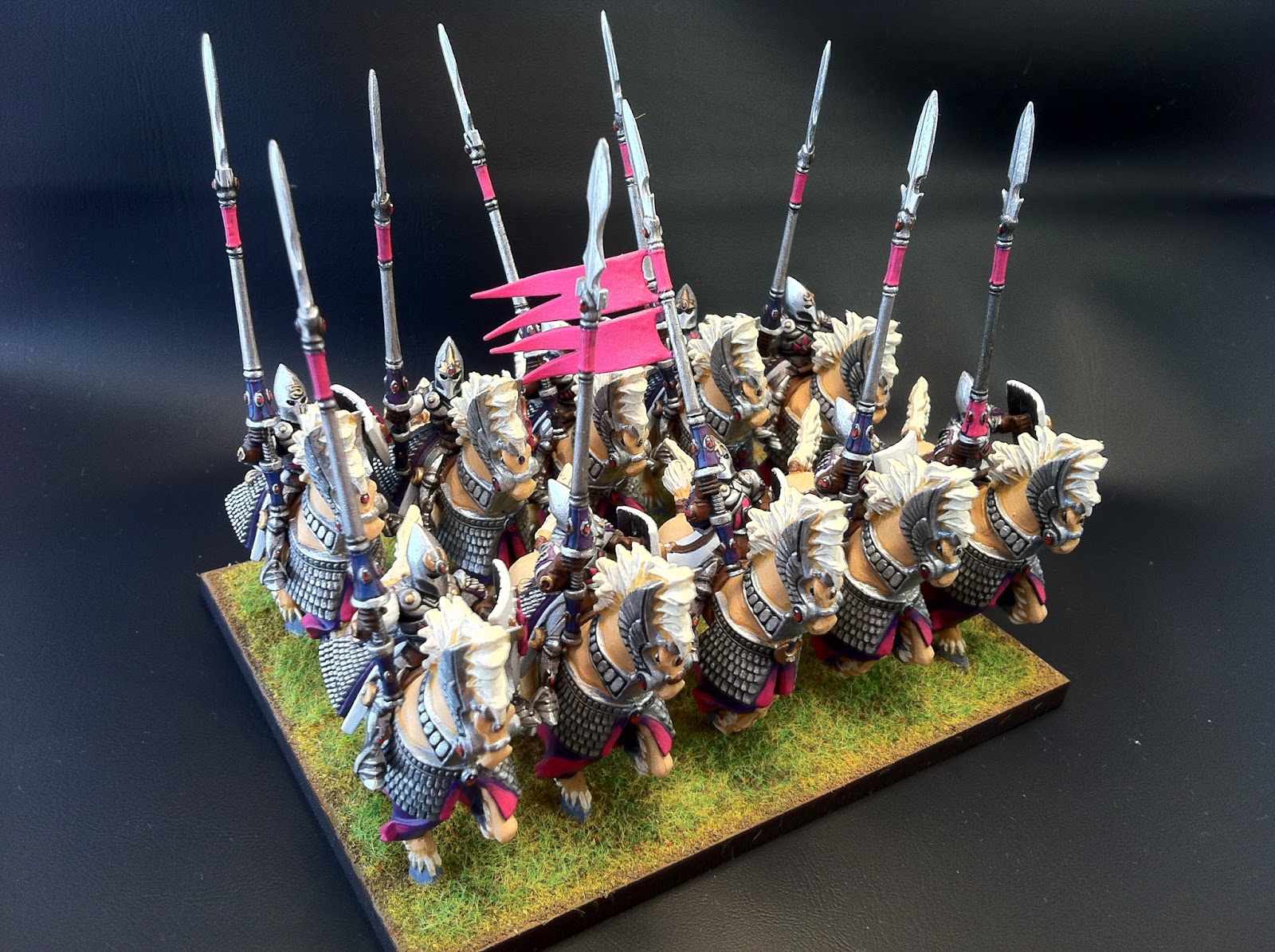 BLACK FIRE PASS: Multi-basing Elves for Kings of War