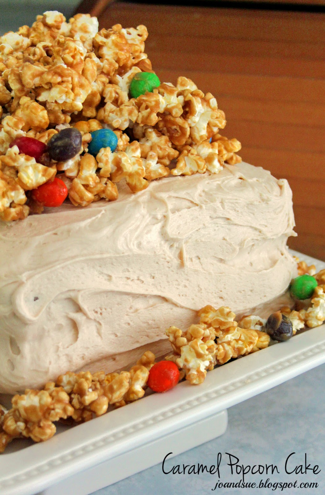 Jo and Sue: Caramel Popcorn Cake