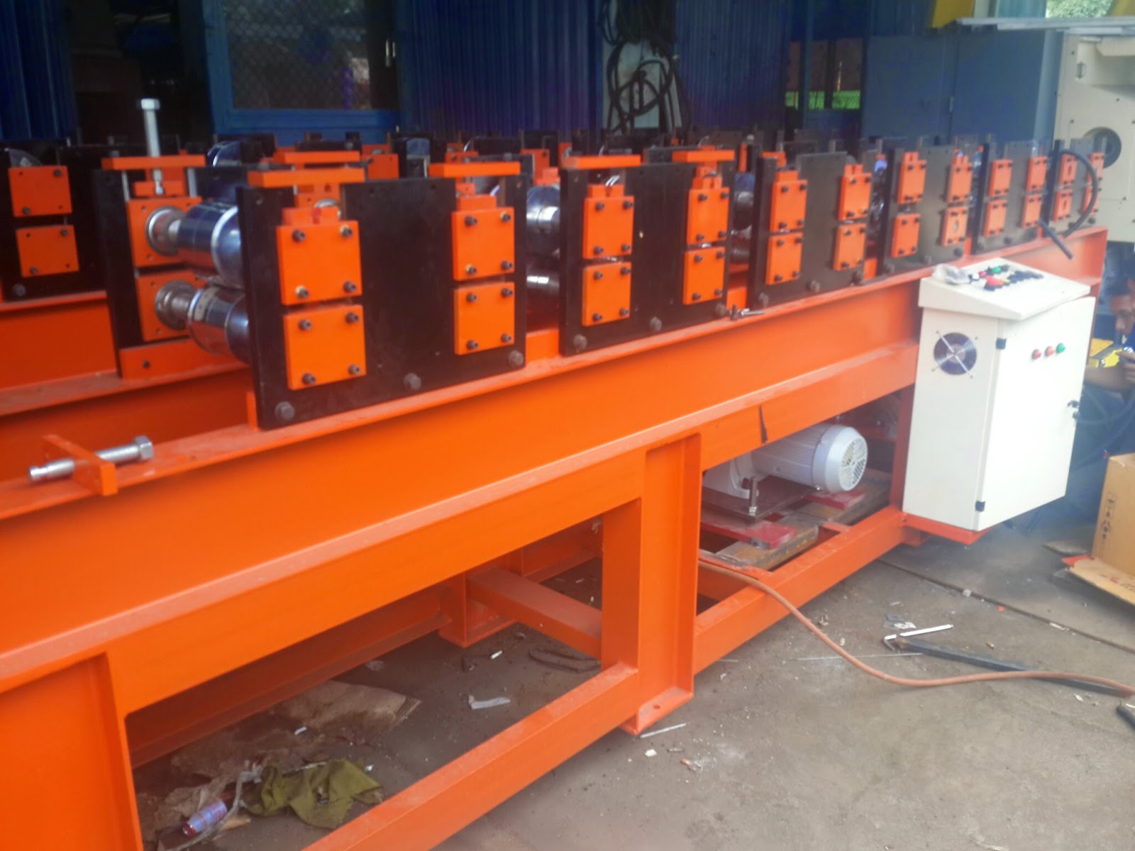 MESIN ROLLFORMING CETAK PEMBUAT PRODUKSI BAJA RINGAN HOLLOW: MESIN ROLL ...