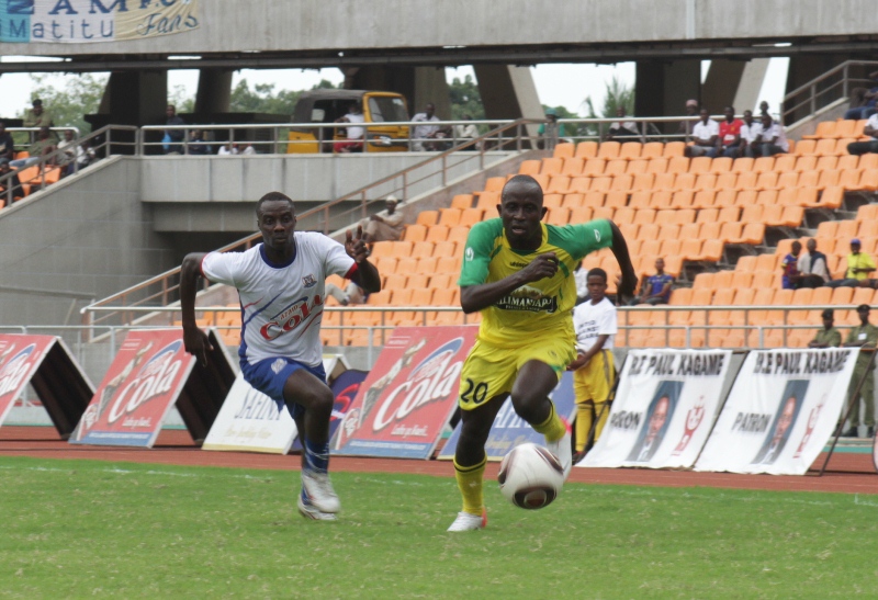 YANGA AFRICA SPORT CLUB YAITANDIKA AZAM FC KATIKA FAINALI YA KOMBE LA ...
