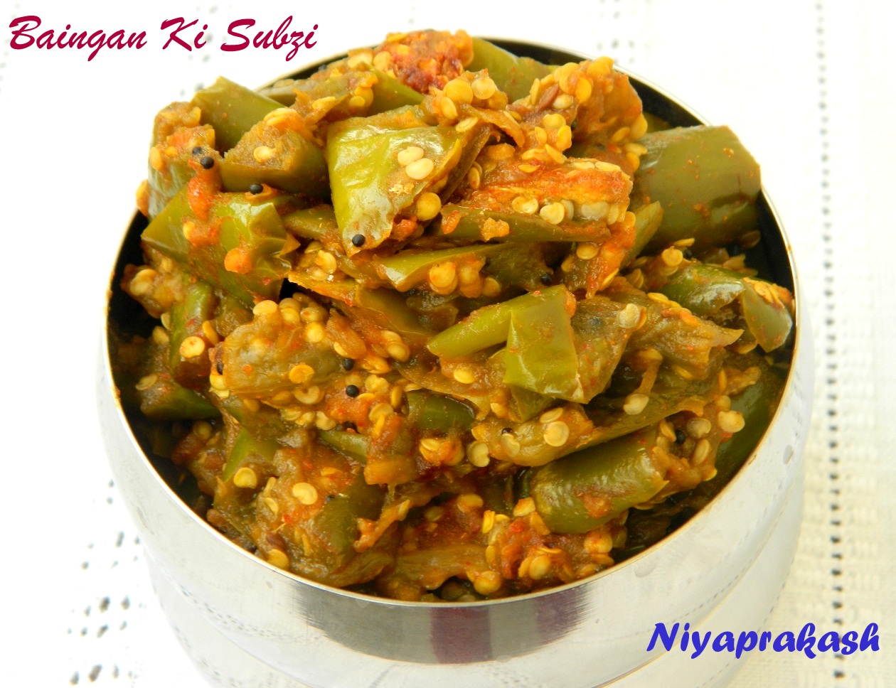 Niya's World: Baingan Ki Subzi or Brinjal Ki Subzi (with rice flour)
