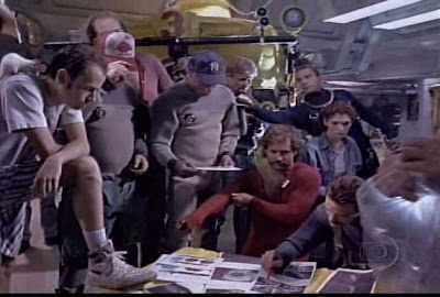 TELA DE CINEMA: O SEGREDO DO ABISMO (Dublado) - 1989