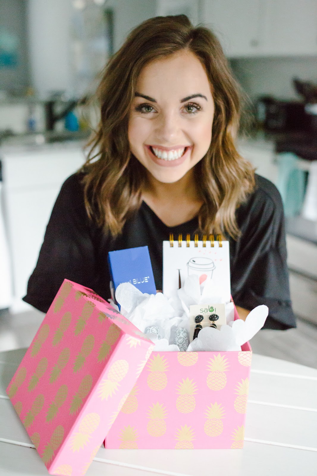 What To Gift To Girlfriend On Her Birthday 11 Romantic Inexpensive what-to-gift-to-girlfriend-on-her-birthday-11-romantic-inexpensive