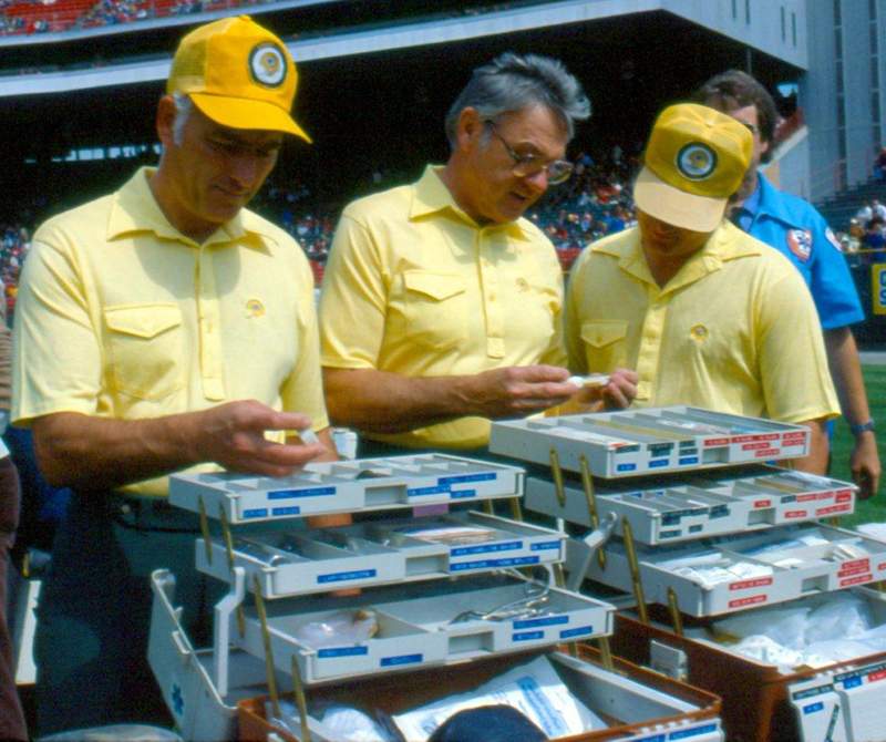 The Wearing Of the Green (and Gold): Photo Gallery - Dr. Eugene Brusky