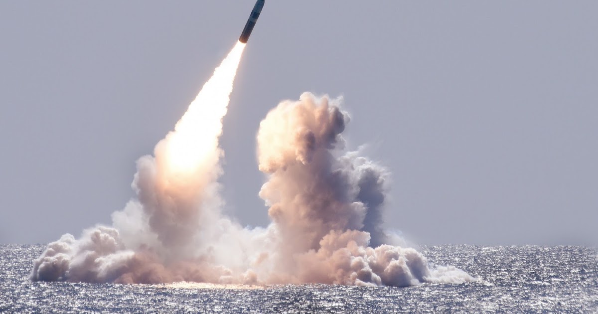 Hlcopters Magazine Blog: Modernized Lockheed Martin Trident II D5 ...