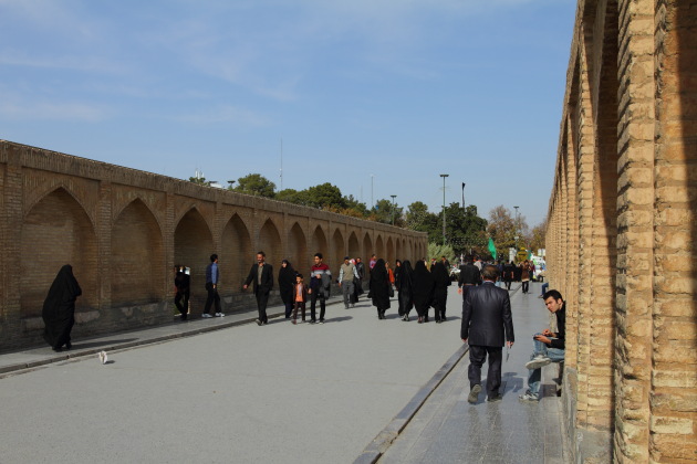 Isfahan: Half the World - Be On The Road | Live your Travel Dream!