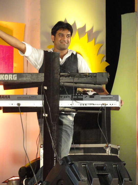 StEpHeN dEvAsSy "The Muzikal Mozart": FrOm tHe sHoWs.....