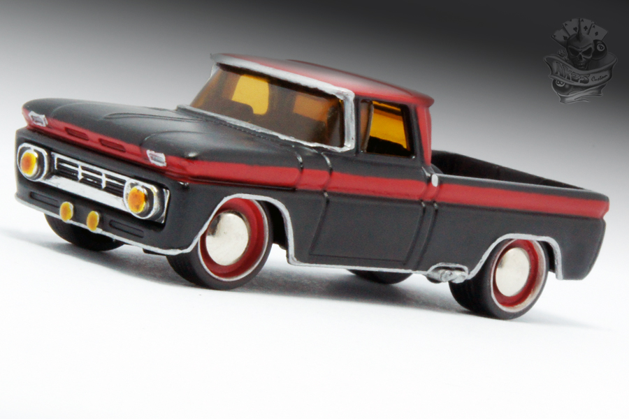 HWCustom: Custom 62 Chevy Pickup