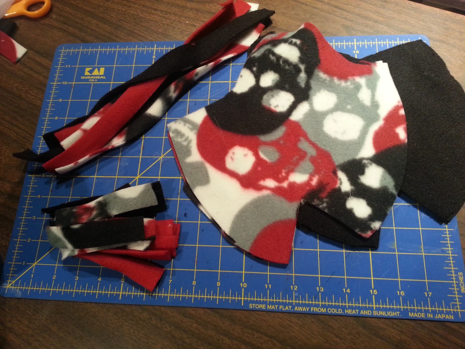 Project Bon Bon: Funky Fleece Mohawk Hat