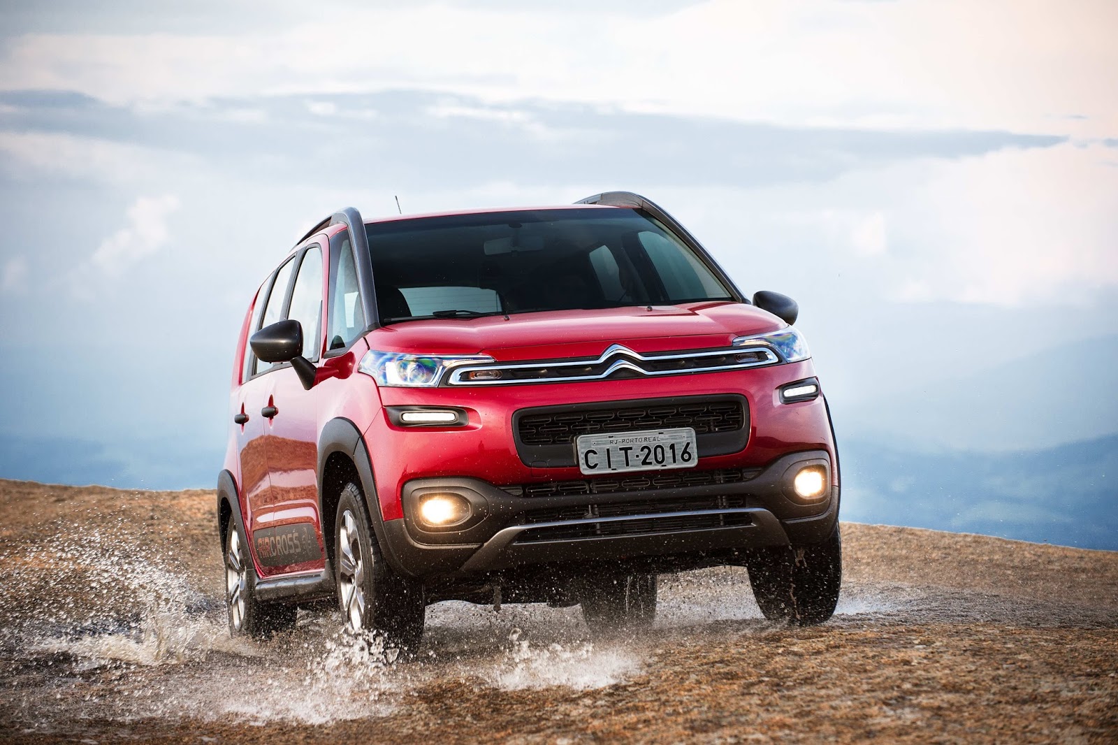 Citroën apresenta Aircross 2016, reestilizado