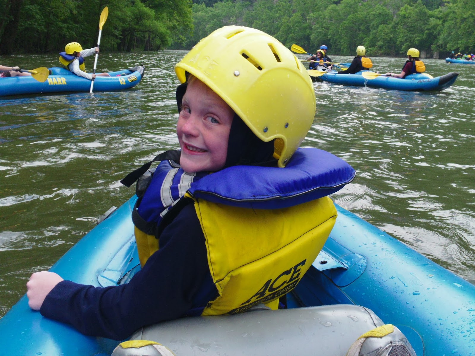 The World Inside My Head: Kayaking Review: The New River Gorge