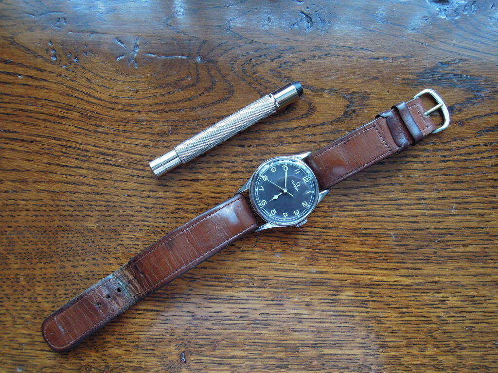 "Tweedland" The Gentlemen's club: Weekend Intermezzo ... WWII ...