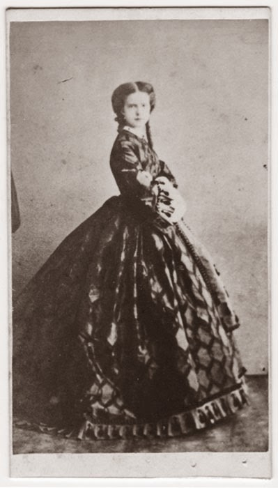 Maria's Royal Collection: Princess Maria Pia of Savoy, Queen of Portugal