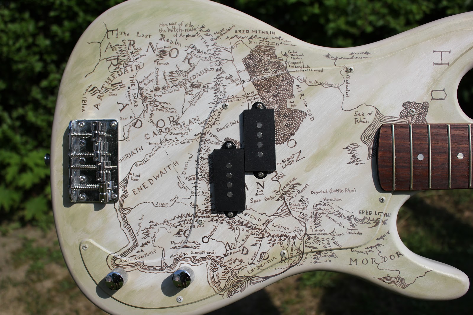 TRAVIS STEVENS GUITARS: LOTR Middle Earth Map Electric Bass