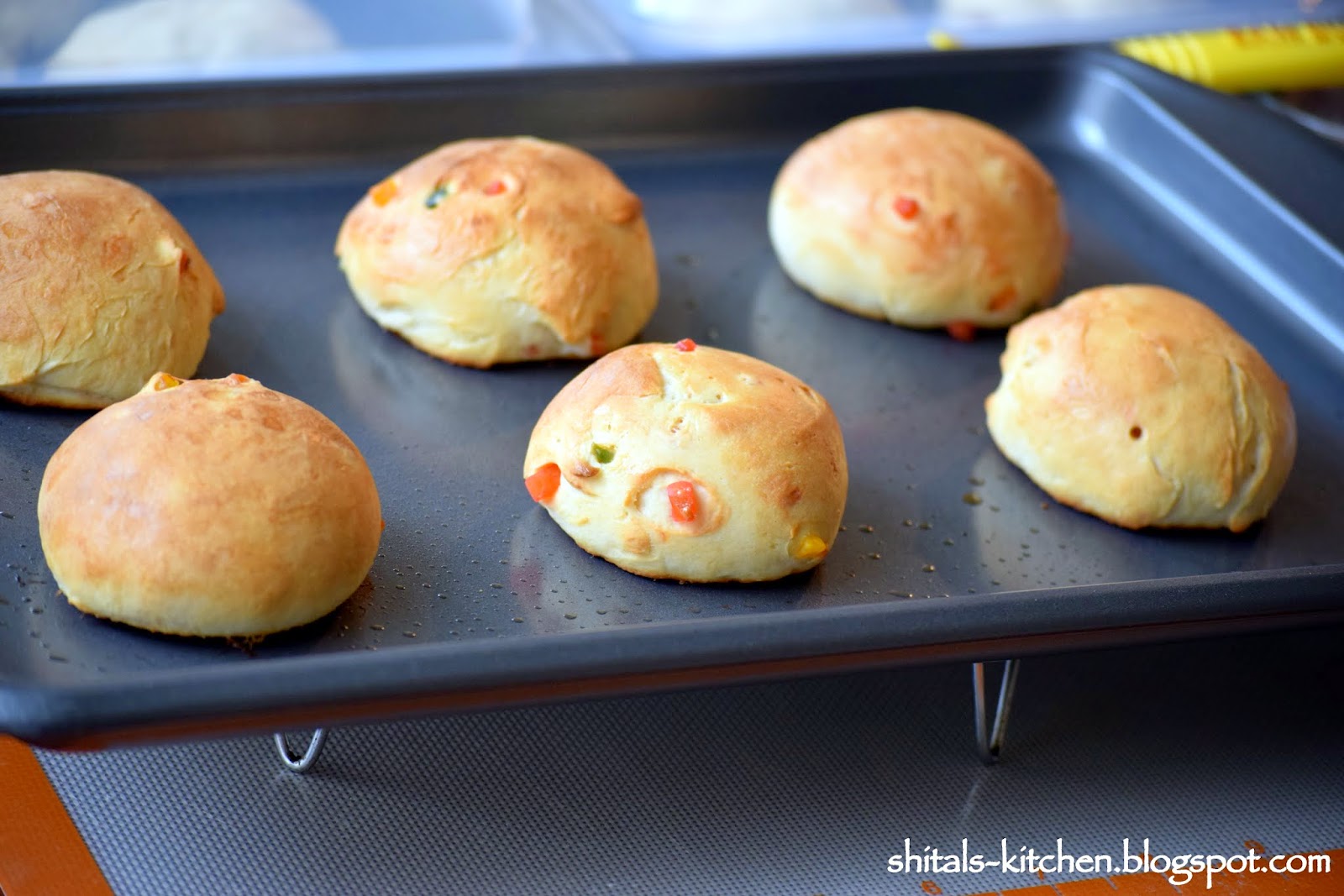 Shital's-Kitchen: Bun Maska