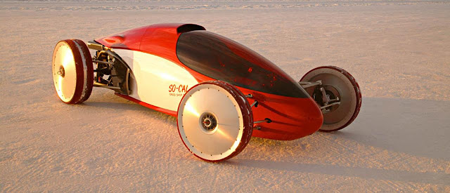 The Left-handed Cyclist: The Pedal-powered Porsche and the Ultra ...