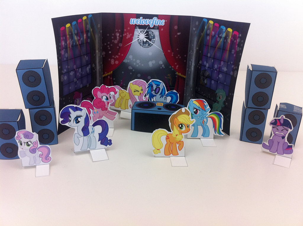 Equestria Daily - MLP Stuff!: Free Pony Papercraft From WeLoveFine