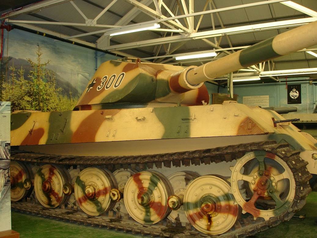 MY MILITARY MUSEUMS: KING TIGERS (Bovington tank museum-Musee des ...