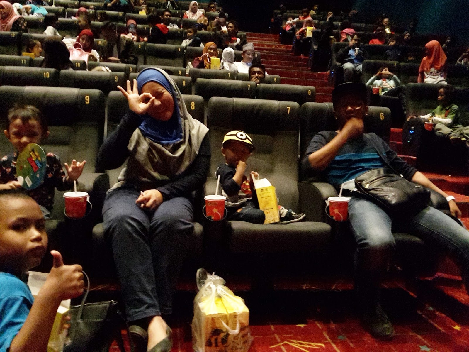 UPIN IPIN JENG JENG JENG MOVIE YANG SANGAT MENYENTUH PERASAAN |Azlinda ...