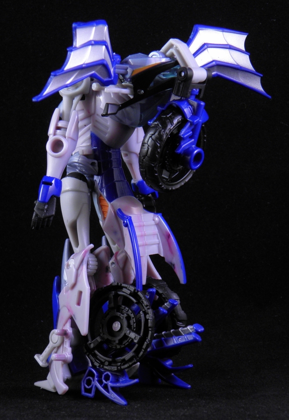 She's Fantastic: Transformers: Prime - Beast Hunters ARCEE!
