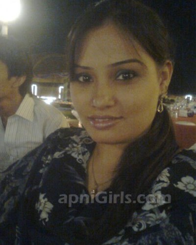 Hot Desi Multani Girl Abeera Photos | HOT MALLU AUNTIES