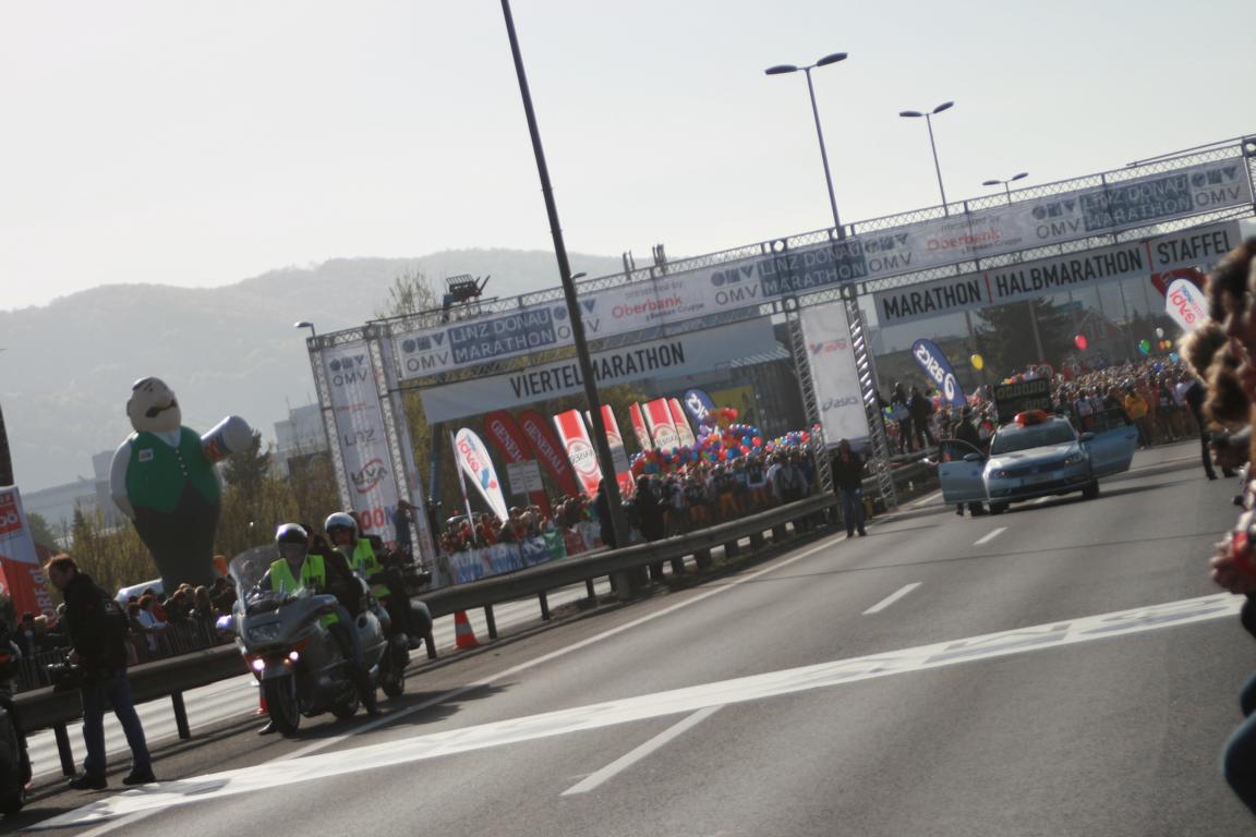 riki´s lauf-Fotos: OMV Linz Marathon 2011