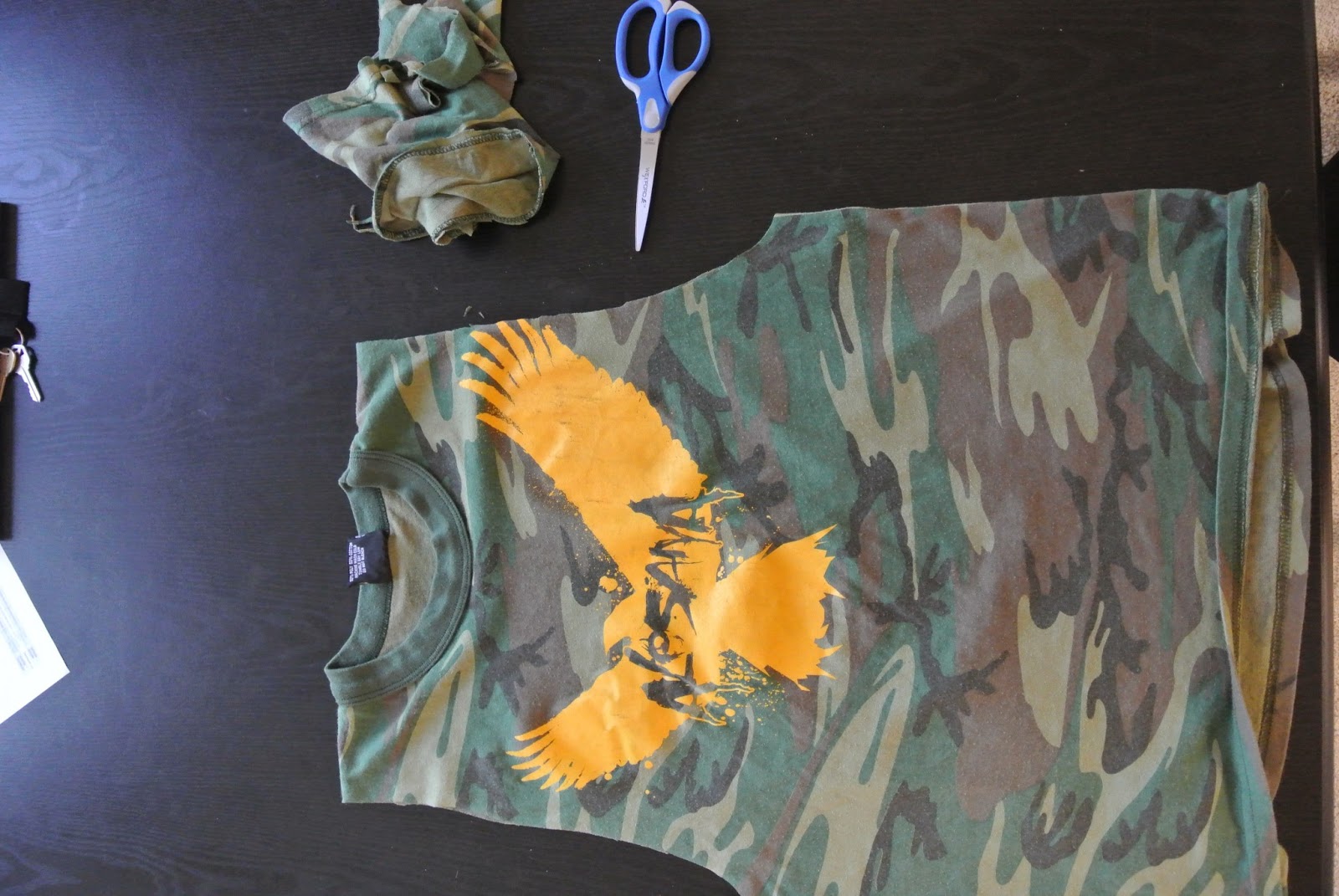 cmb love: DIY muscle tee