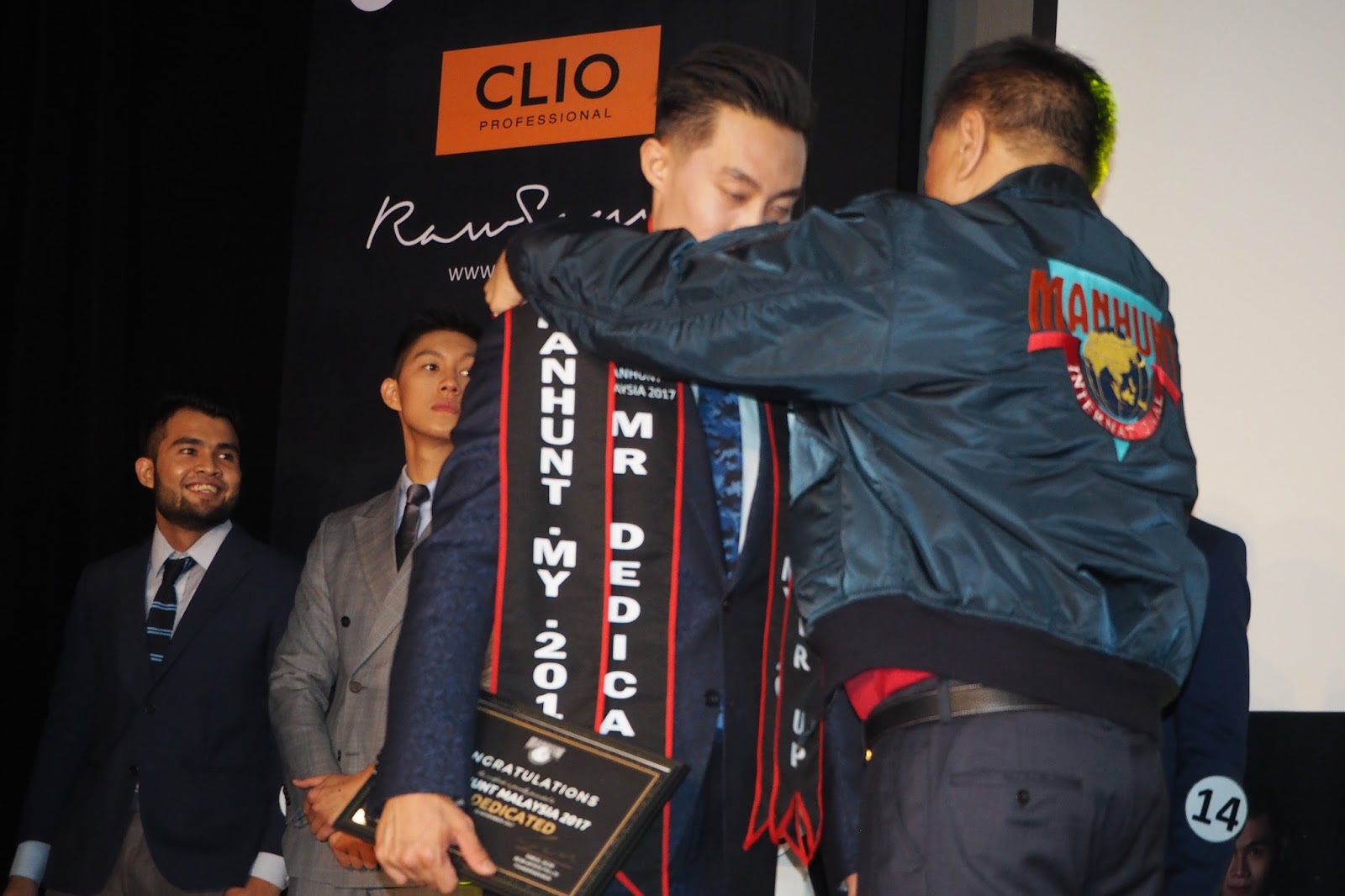 Kee Hua Chee Live!: PART 3---THE NEW MANHUNT MALAYSIA WINNER IS GAN KAI ...