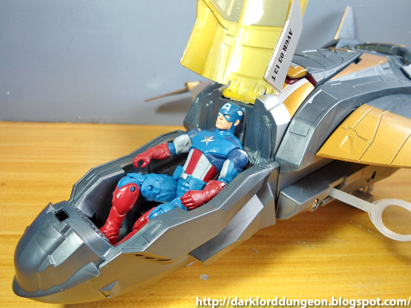 GeekMatic!: Marvel Avengers Quinjet