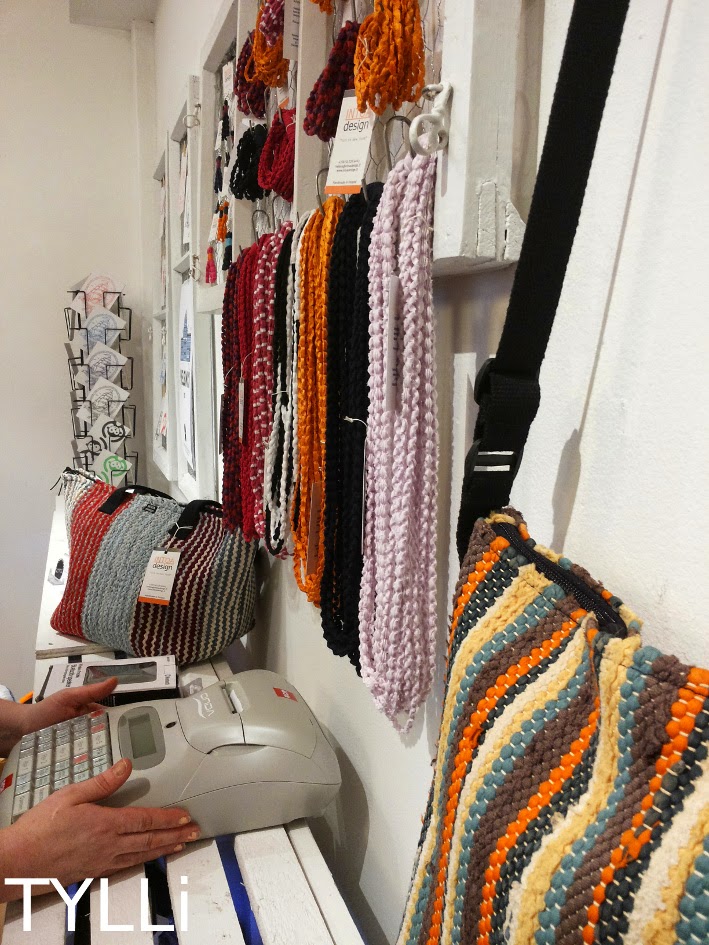 TYLLi: Tupa POP UP Lasipalatsi