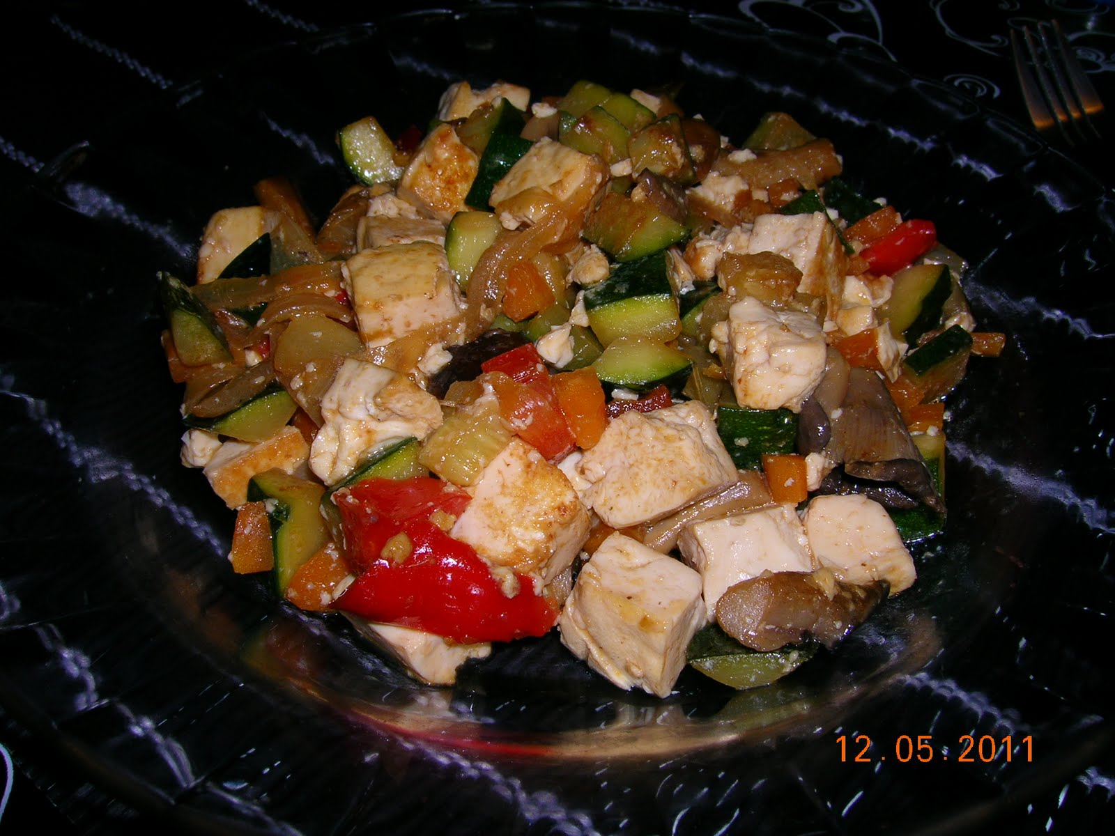 VEGGIELIGHT: Tofu salteado con verduras