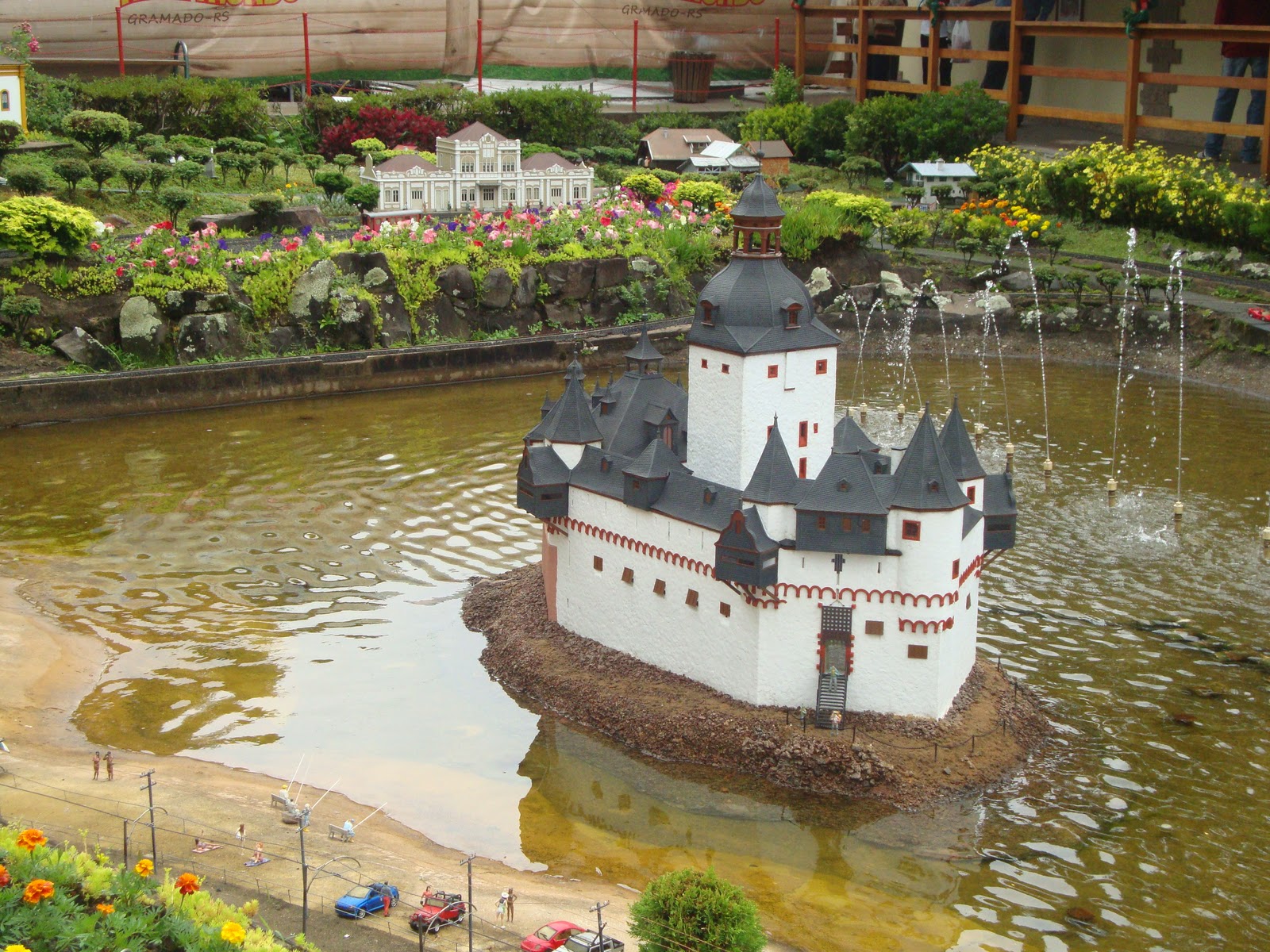 Lago Negro e Parque Mini Mundo - Trilhamarupiara