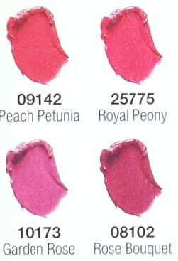 Beautifinous.: Avon Ultra Colour Indulgence Lipstick in Red Dahlia review