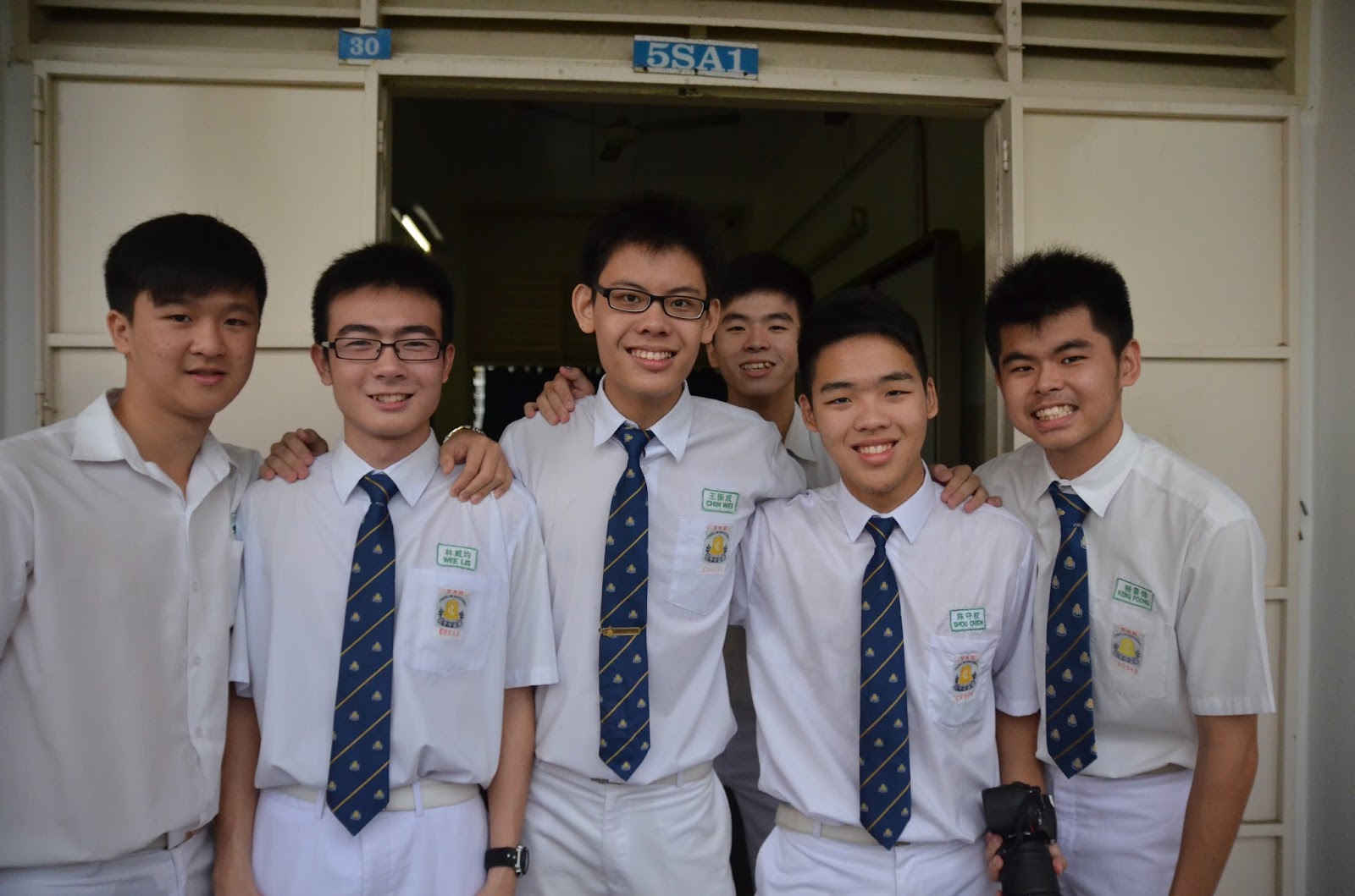 The World Through My Eyes: Chung Ling High School Graduation