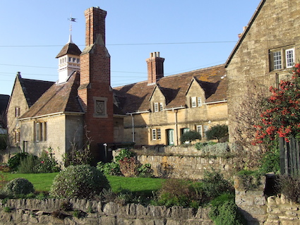 English Buildings: Bredon, Worcestershire