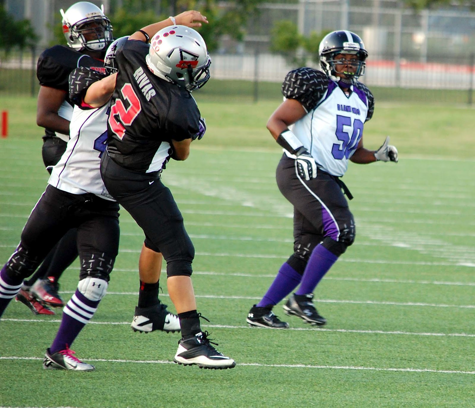 Women Who Play Football: Dallas Diamonds Eliminated; Amazing!