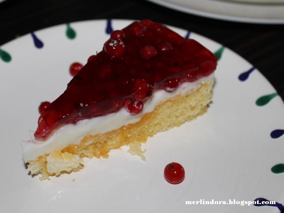 Merlindoras Blog: Ribisel-Joghurt-Torte