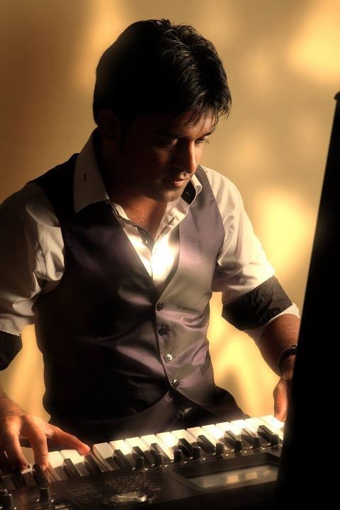 StEpHeN dEvAsSy "The Muzikal Mozart"