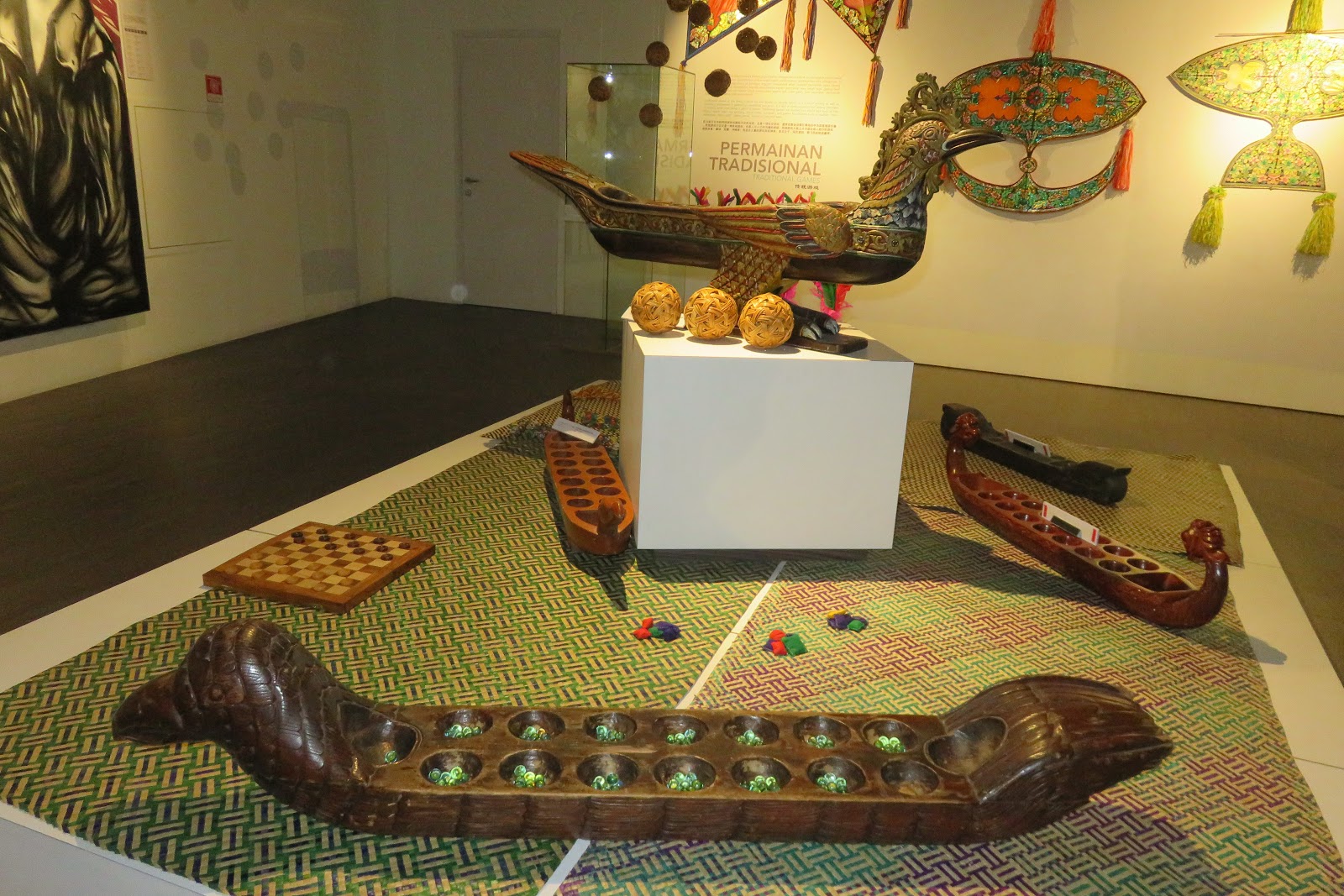 Kee Hua Chee Live!: EAST COAST ART & SOUVENIR AT SENIKOME PENG HENG IN ...