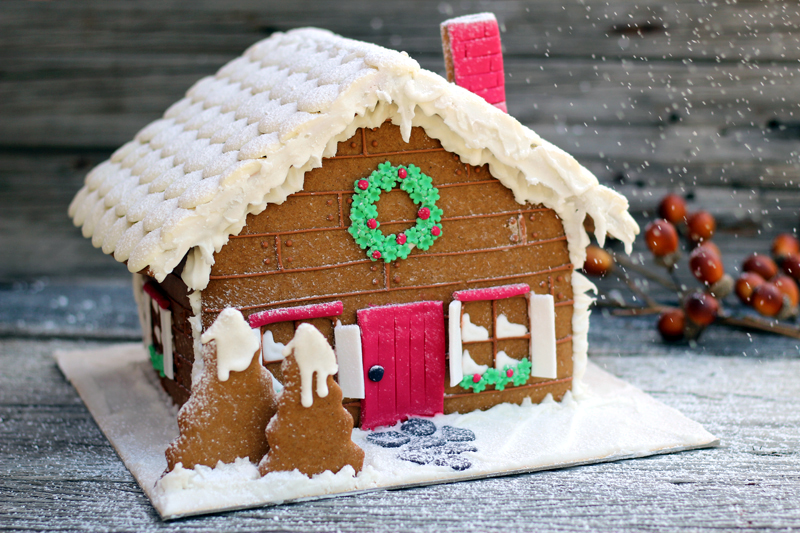 butter hearts sugar: Gingerbread Cottage 2012