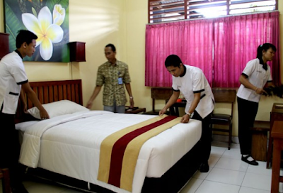 Jurusan Perhotelan - SMK Negeri 3 Pematangsiantar