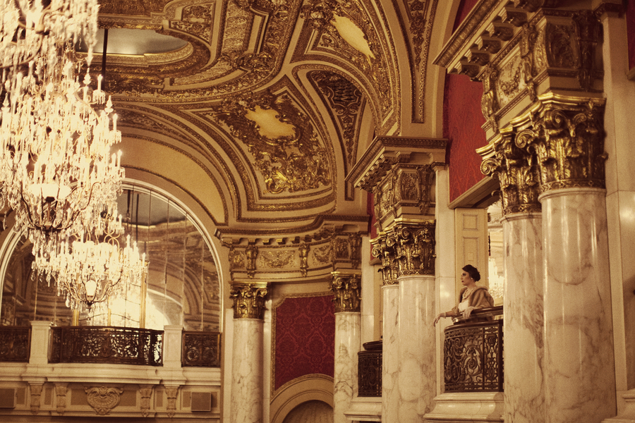 Life of a Vintage Lover: 1950's Opera House Inspired Bridal Shoot