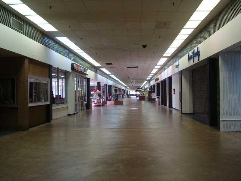 Sky City: Retail History: Pennrose Mall: Reidsville, NC
