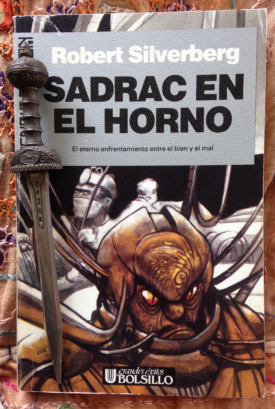 Libros de Olethros: SADRAC EN EL HORNO. Robert Silverberg