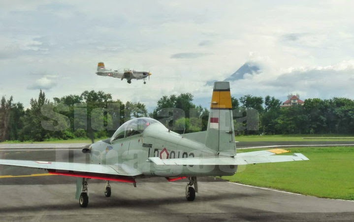 AIRPLANE SCALE MODELKIT: KAI KT-1 WONG BEE