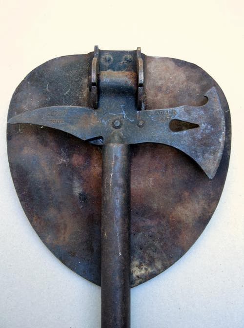 Webbingbabel: British Army WW2 Entrenching Tool Acrow